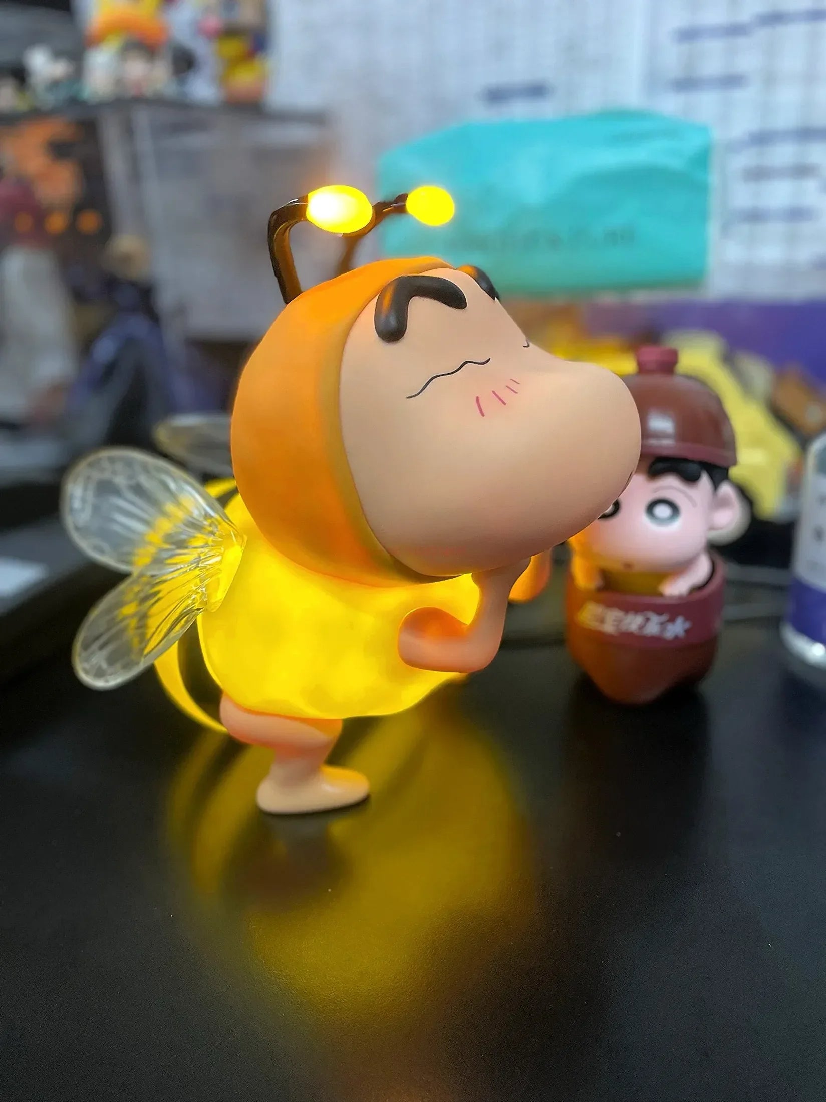 Crayon Shin Chan Bee Cosplay 1:1 Shin-Chan Figure – Bibtic
